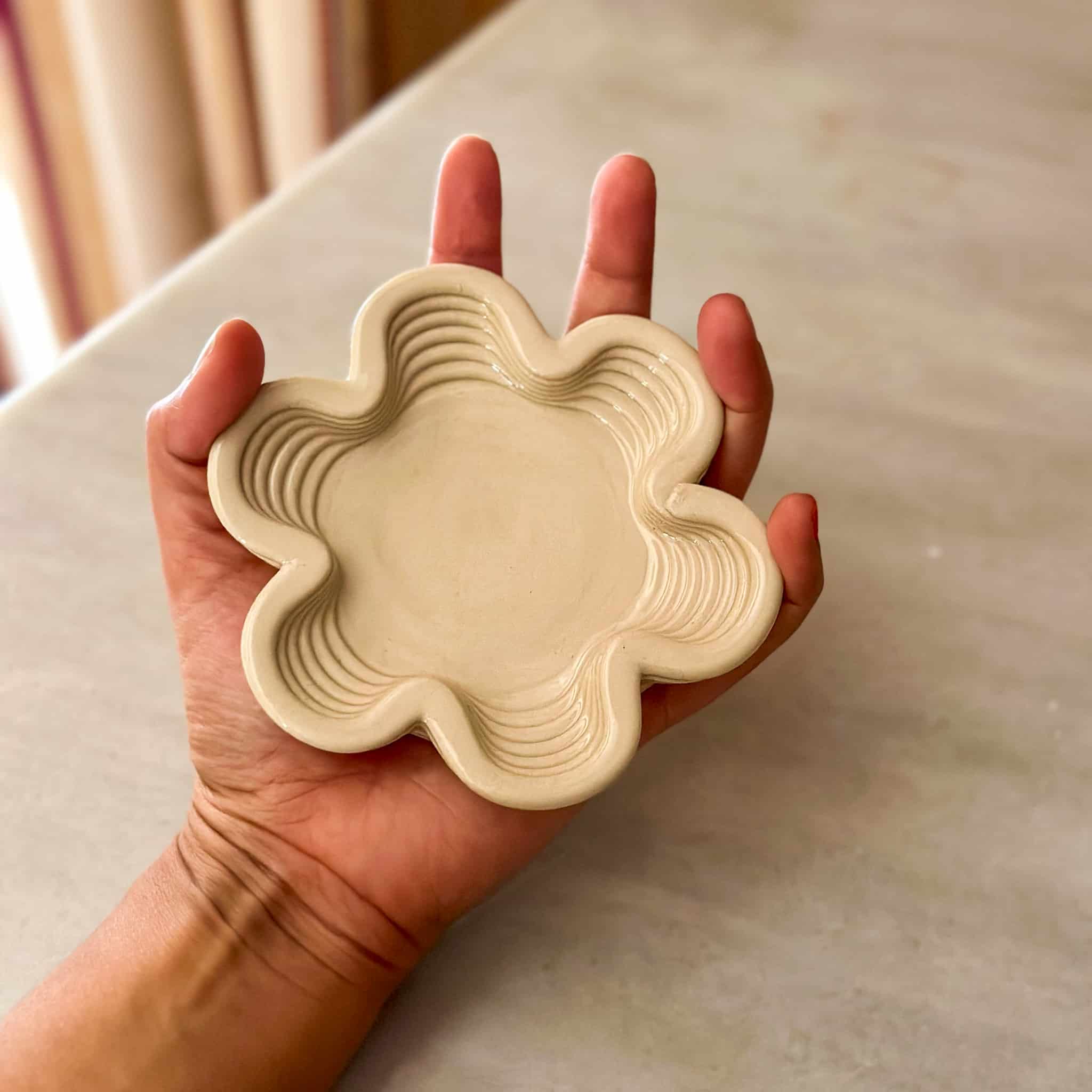 Handcrafted 3D printing ceramics studio – Migration of Matter